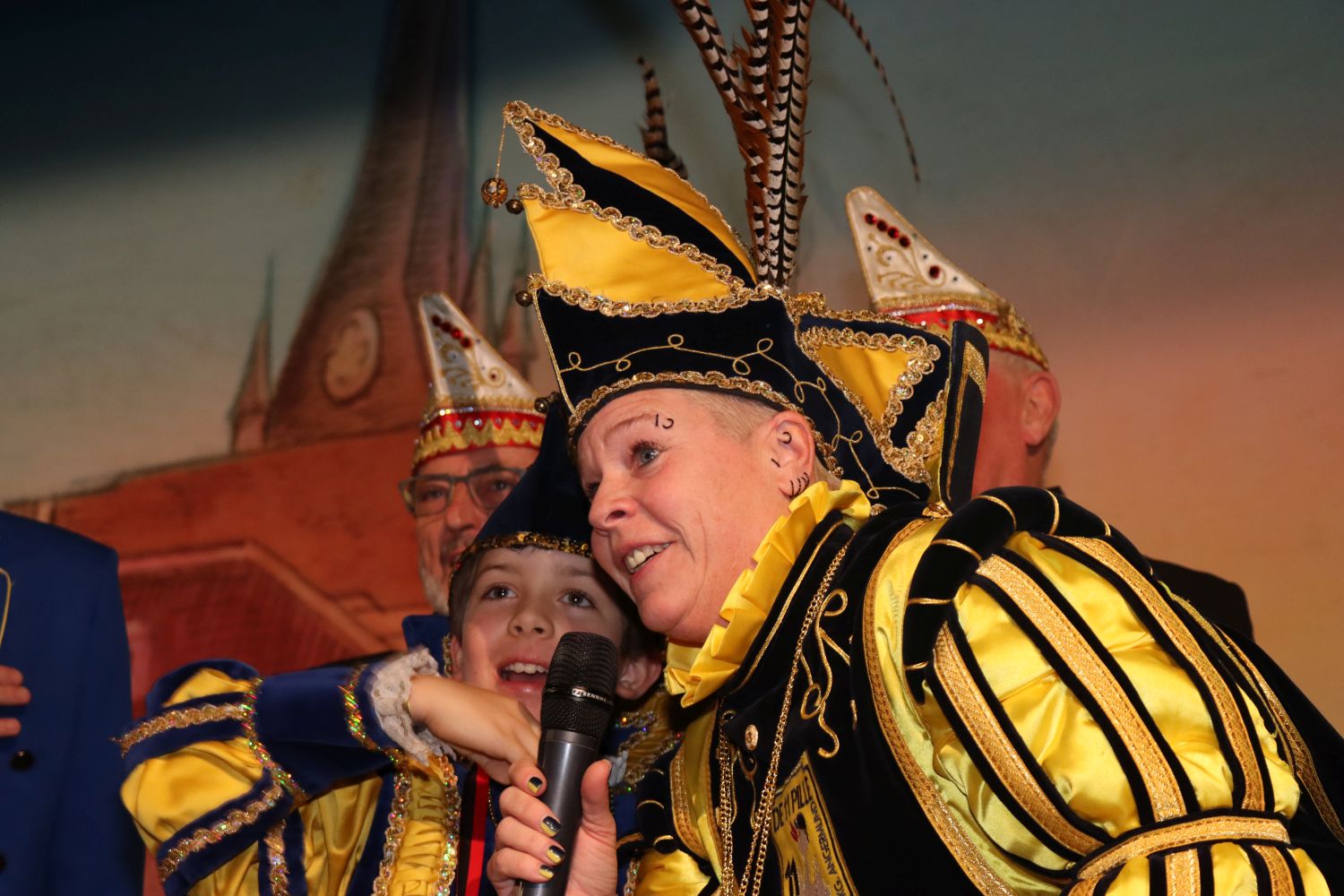 Düsseldorf Angermund: 11 Pille feiern ihre Kostümsitzung „groß“ - Ddorf ...