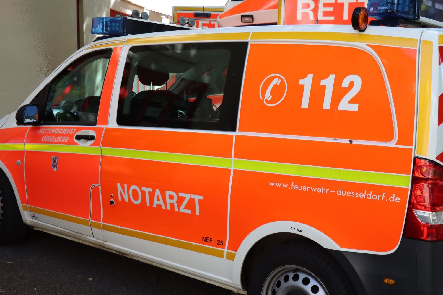 Düsseldorf Unterbach: Drei Verletzte bei Unfall an der Rothenbergstraße ...