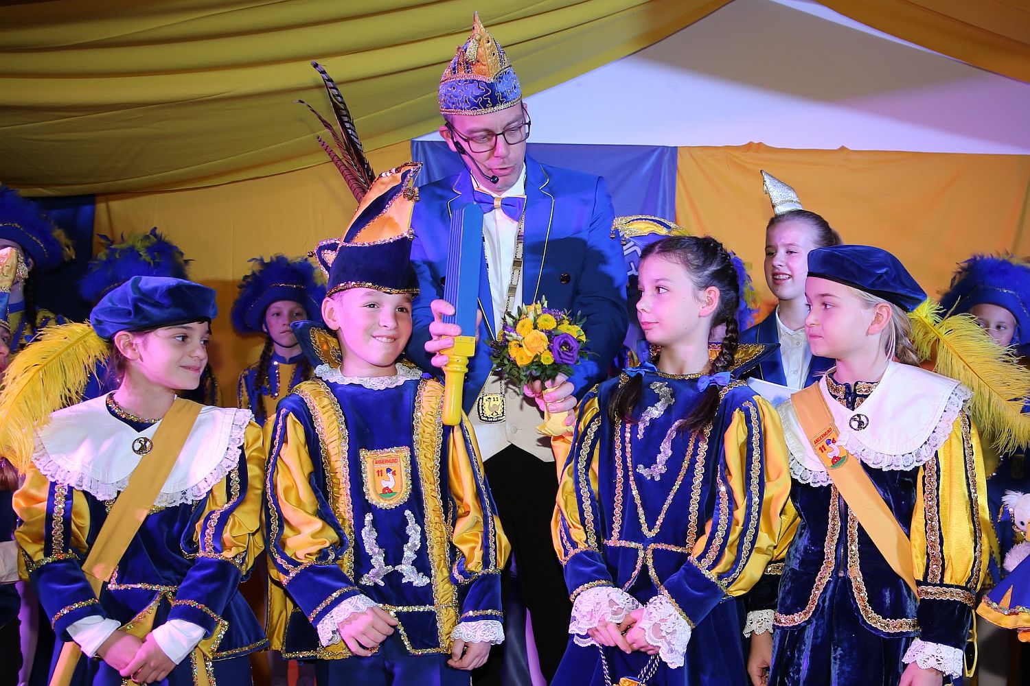 Düsseldorf Angermund: Die 11 Pille küren ihre Tollitäten - Ddorf ...