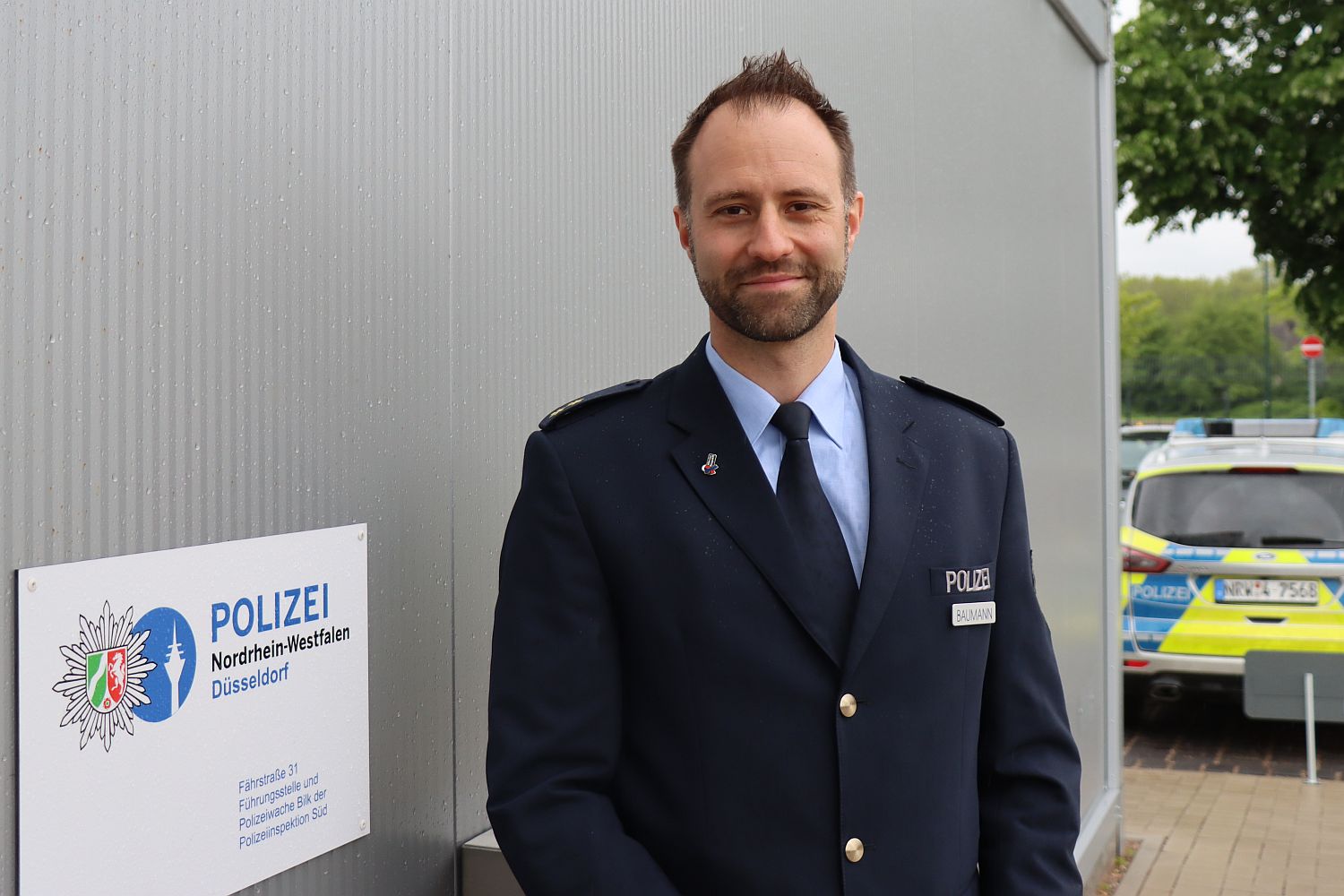 Die Polizeiinspektion Düsseldorf Süd hat einen neuen Leiter - Ddorf-Aktuell - Internetzeitung ...