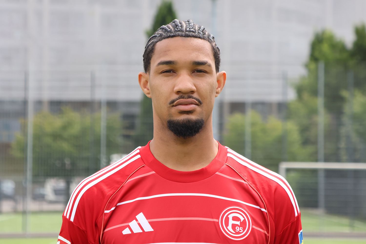 Fortuna Düsseldorf muss weiter auf Heimsieg warten – Niederlage gegen ...