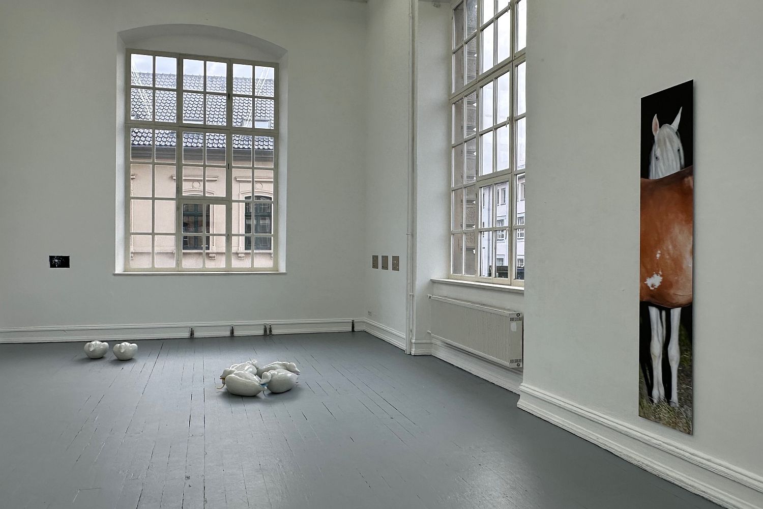 Rundgang Akademie Düsseldorf: Die junge Kunst geht in sich - Ddorf ...